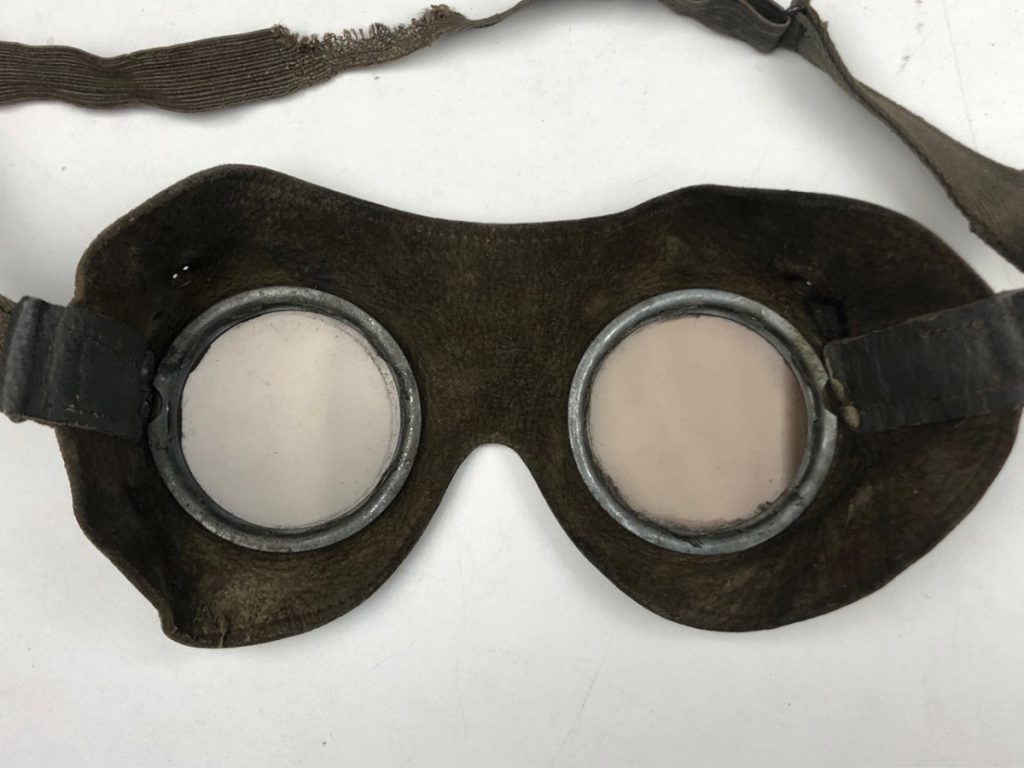 Original WWII German dust goggles - Oorlogsspullen.nl - Militaria shop