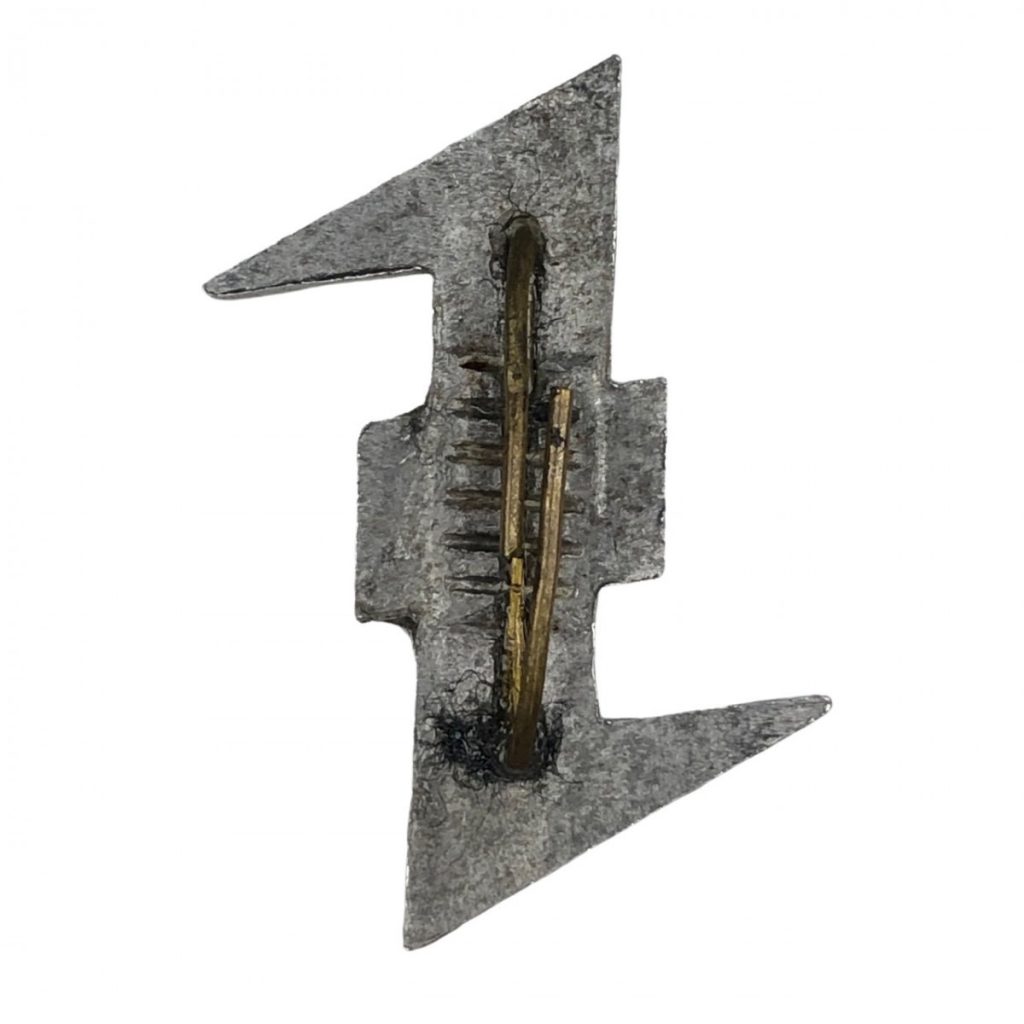 Original WWII Dutch ‘Nederlandsche SS’ Wolfsangel cap insignia ...