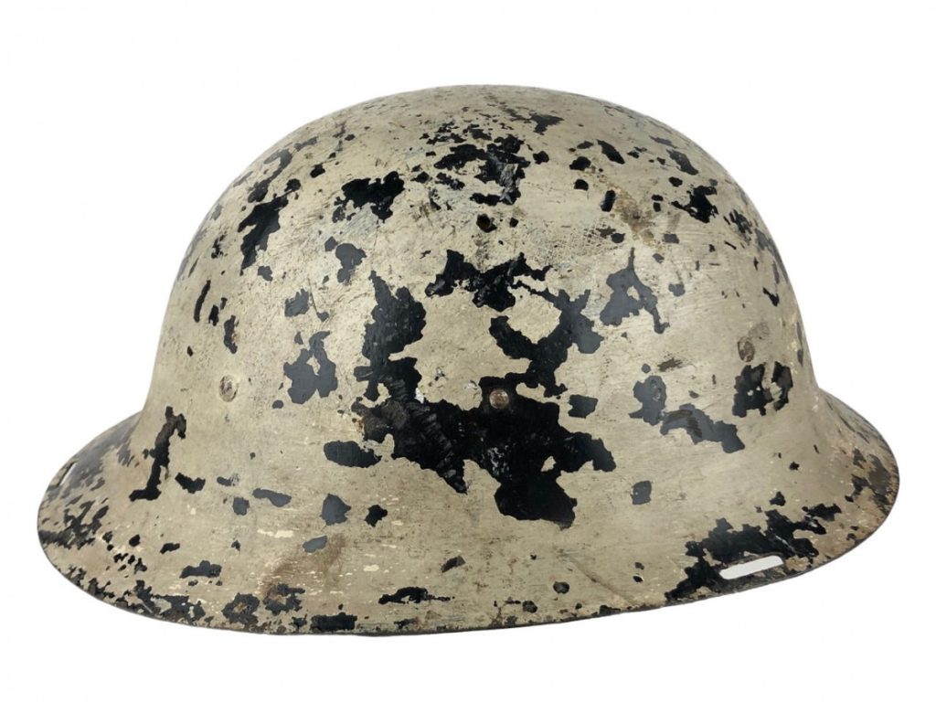 Original WWII Dutch 'Luchtbeschermingsdienst' M16 helmet ...