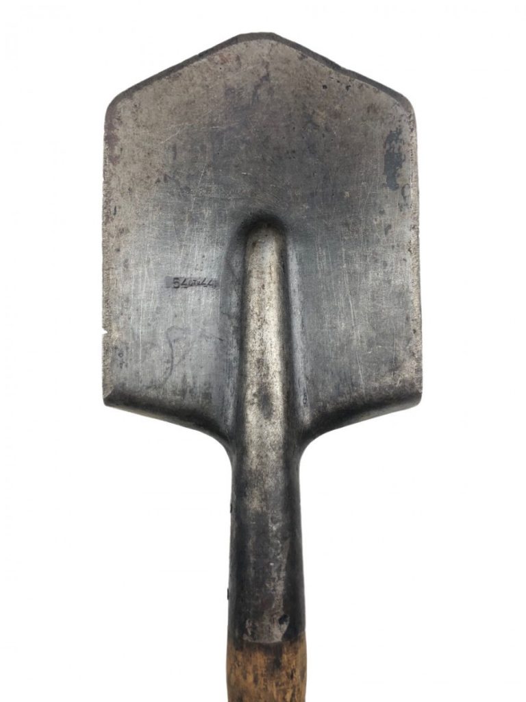 Original WWII Russian army shovel - Oorlogsspullen.nl - Militaria shop