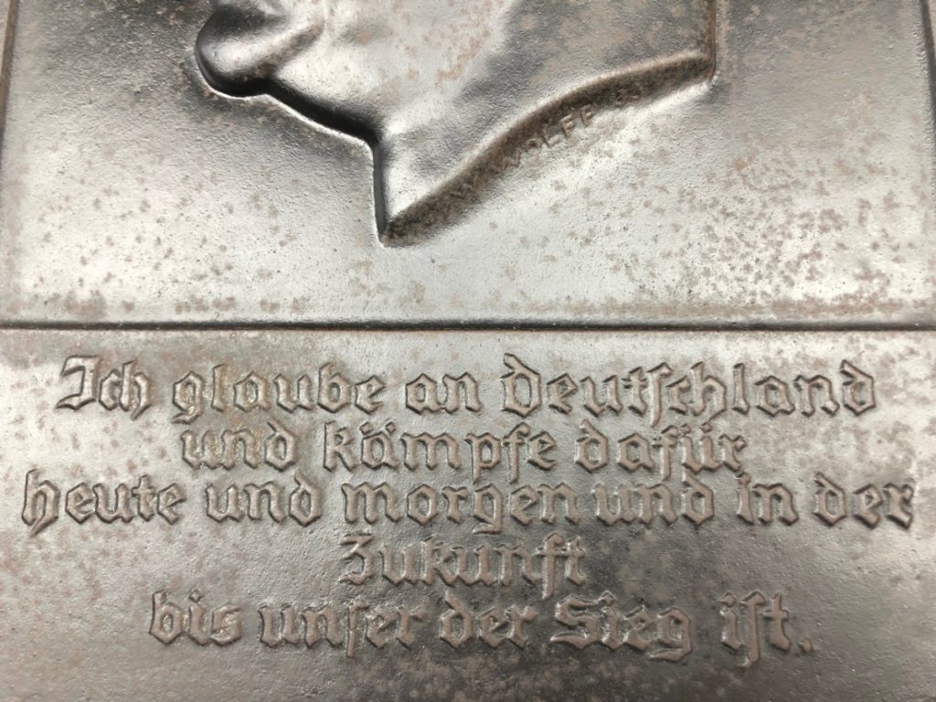 Original WWII German Adolf Hitler plaque - Oorlogsspullen.nl ...