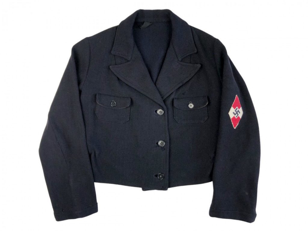 Original WWII German BDM winter uniform - Oorlogsspullen.nl - Militaria ...