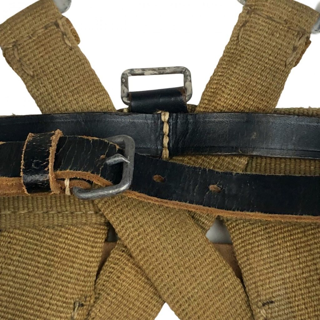 Original WWII German A-Frame combat assault pack 1941 - Oorlogsspullen ...