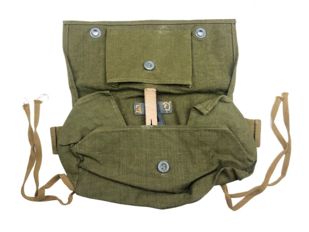 Original WWII German A-Frame combat assault pack 1941 - Oorlogsspullen ...