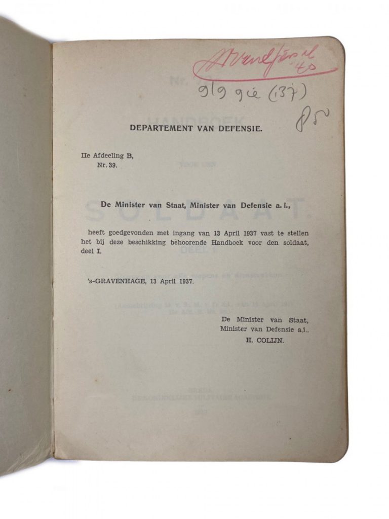 Original Pré 1940 Dutch army manual 'handboek soldaat' - Oorlogsspullen ...