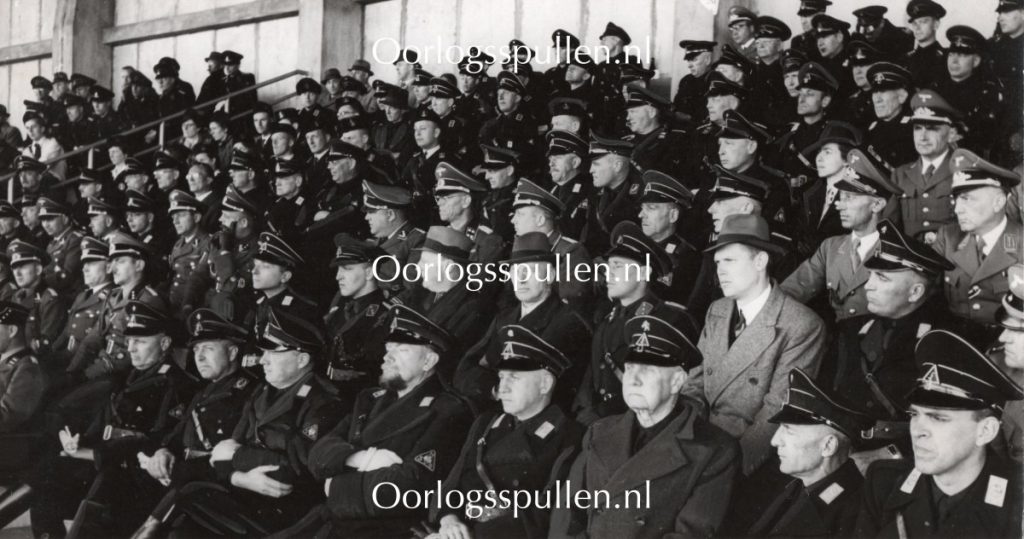 Original WWII Dutch NSB photo - Oorlogsspullen.nl - Militaria shop
