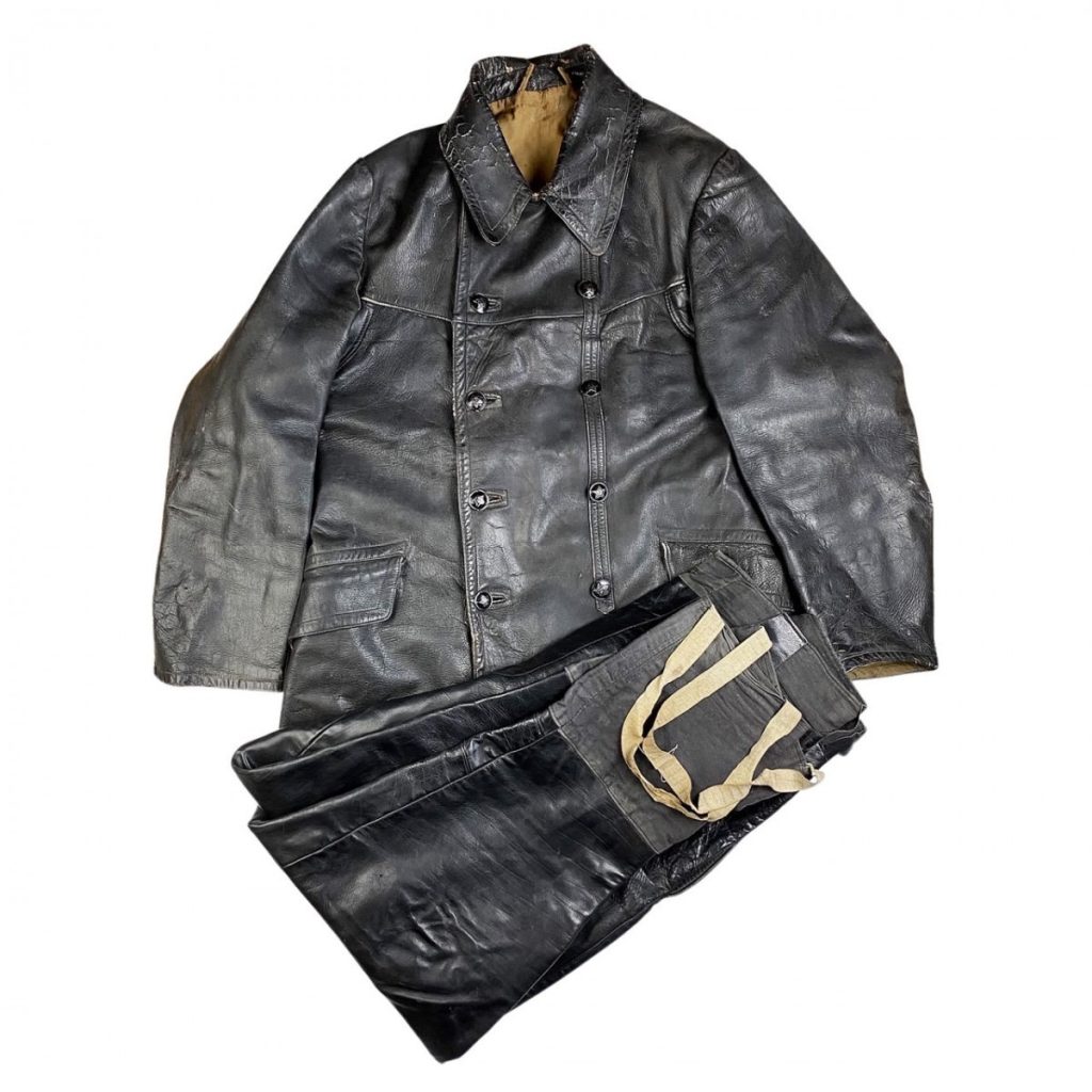 Original WWII Russian Tank uniform - Oorlogsspullen.nl - Militaria shop