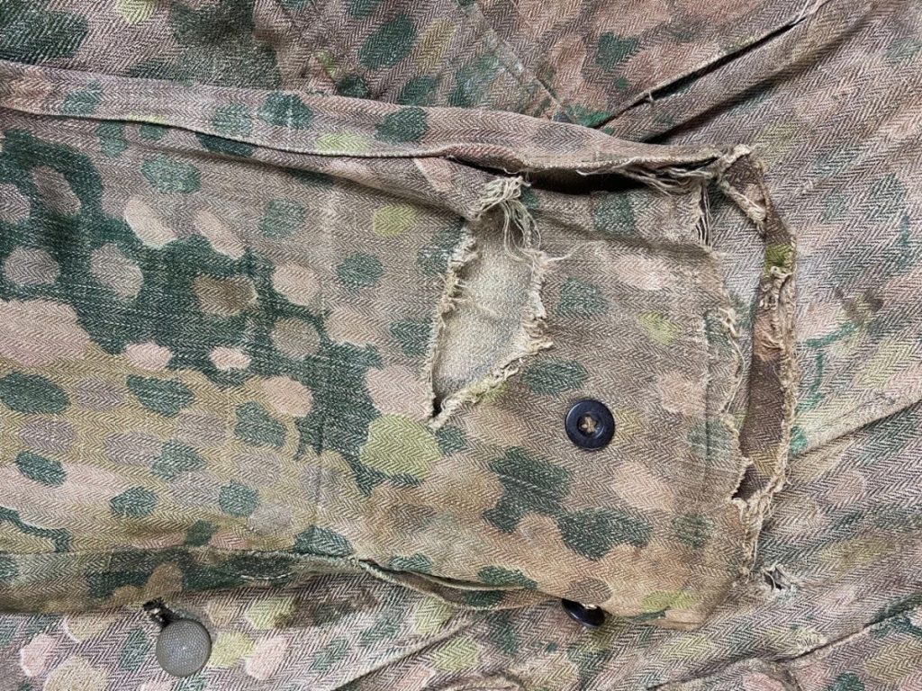 Original WWII German Waffen-SS DOT 44 uniform - Oorlogsspullen.nl ...