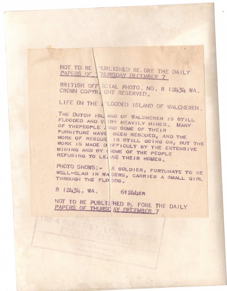 Original WWII British photo - Walcheren 1944 - Oorlogsspullen.nl ...