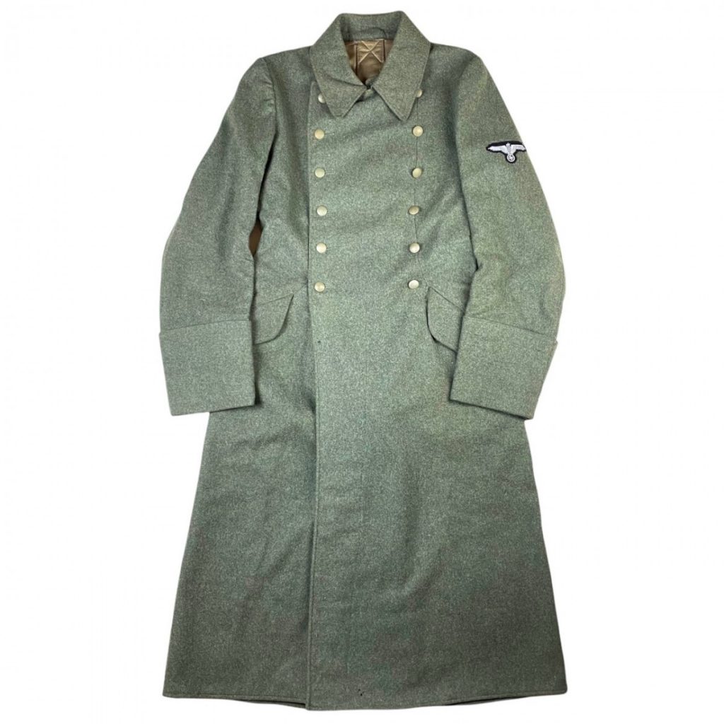 Original WWII German Waffen-SS overcoat - Oorlogsspullen.nl - Militaria ...