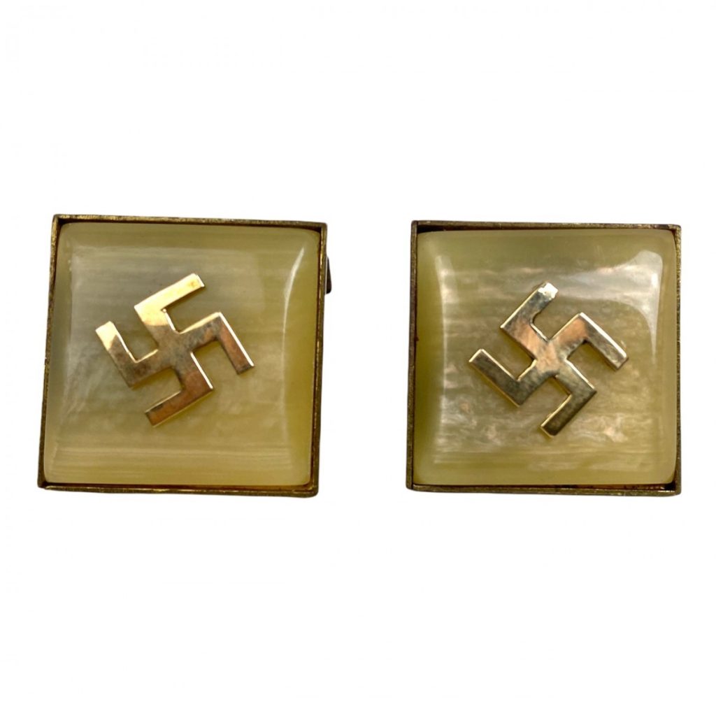 Original WWII German cufflinks - Oorlogsspullen.nl - Militaria shop