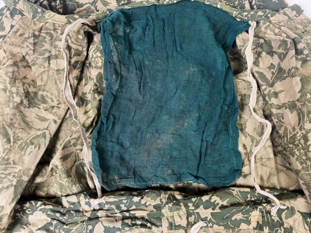 Original WWII Russian MKK leaf camouflage smock - Oorlogsspullen.nl ...