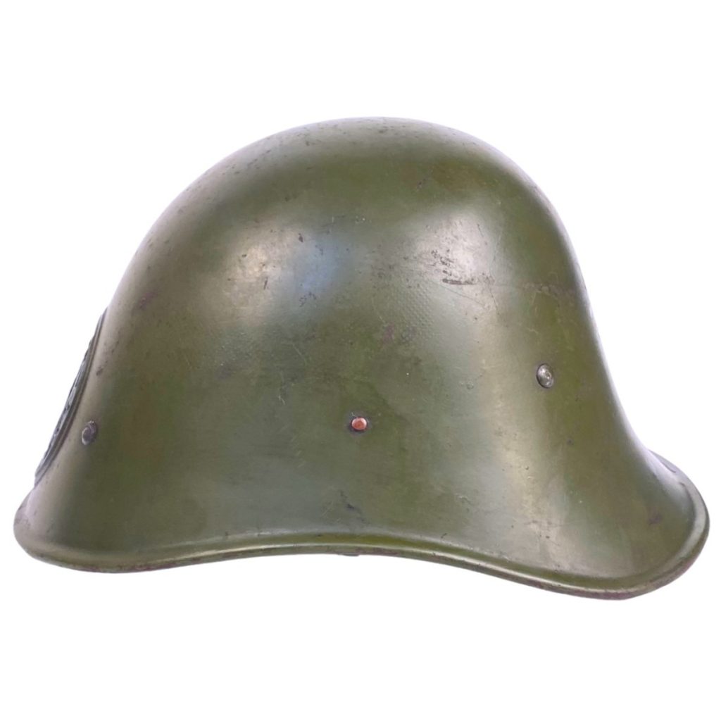Original WWII Dutch M34 army helmet - Oorlogsspullen.nl - Militaria shop