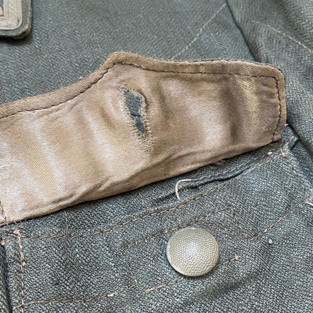 Original WWII German WH infantry M43 NCO jacket - Oorlogsspullen.nl ...