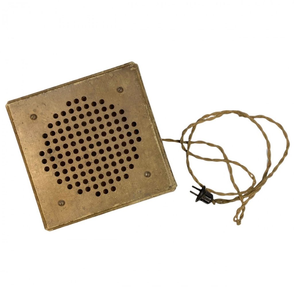 Original WWII German Wehrmacht cardboard speaker - Oorlogsspullen.nl ...