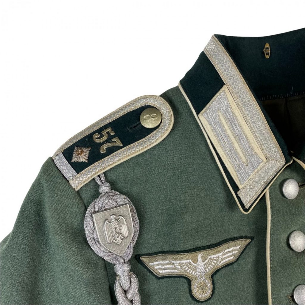 Original WWII German infantry Feldwebel Waffenrock - Oorlogsspullen.nl ...