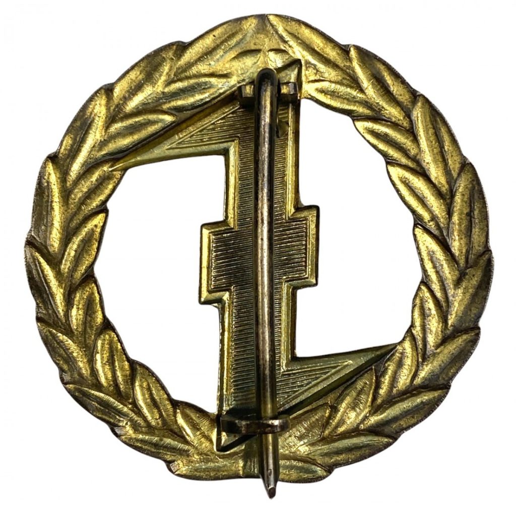 Original WWII Dutch NSB W.A. Sport badge in gold - Oorlogsspullen.nl ...