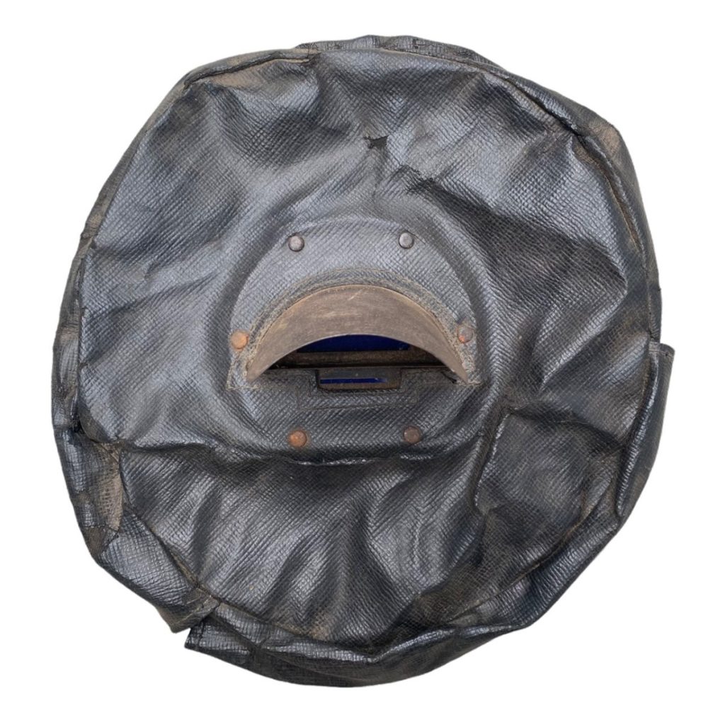 Original WWII German vehicle blackout cover - Oorlogsspullen.nl ...
