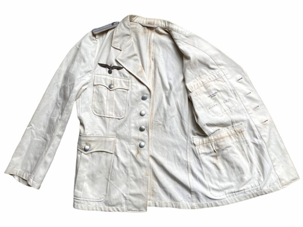 Original WWII German WH 'leutnant' summer uniform - Oorlogsspullen.nl ...