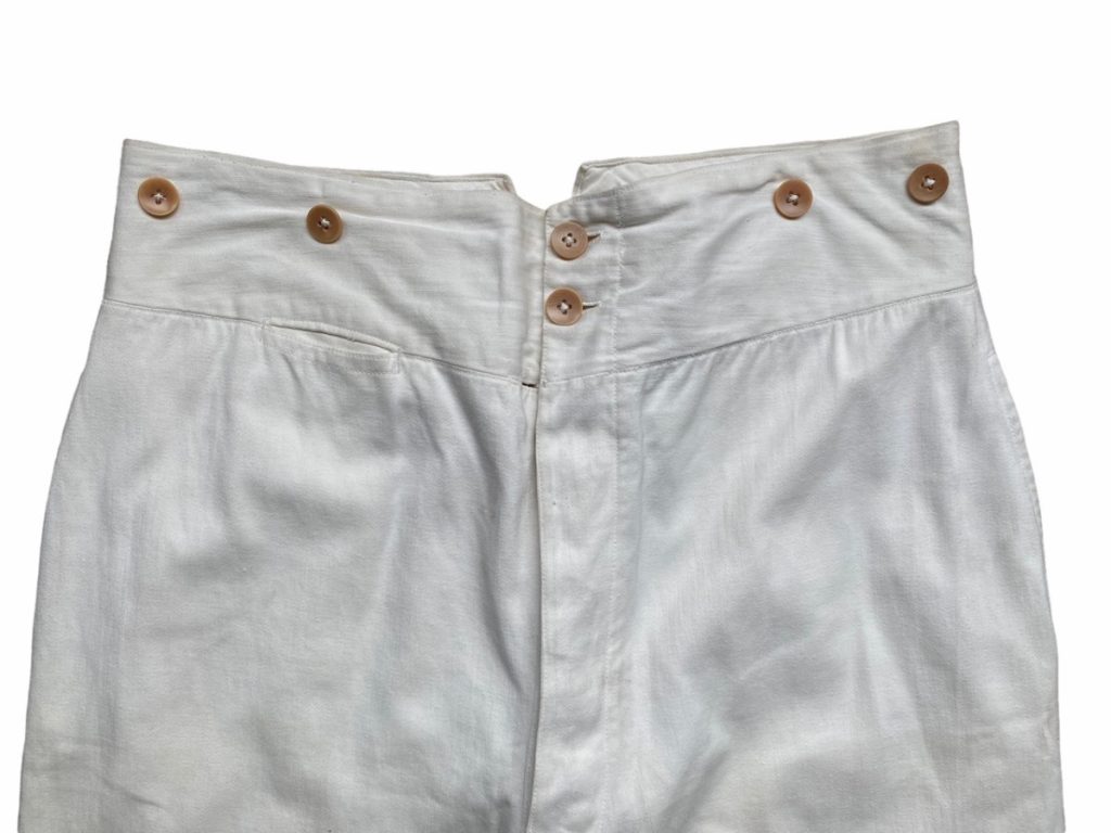 Original WWII German WH 'leutnant' summer uniform - Oorlogsspullen.nl ...
