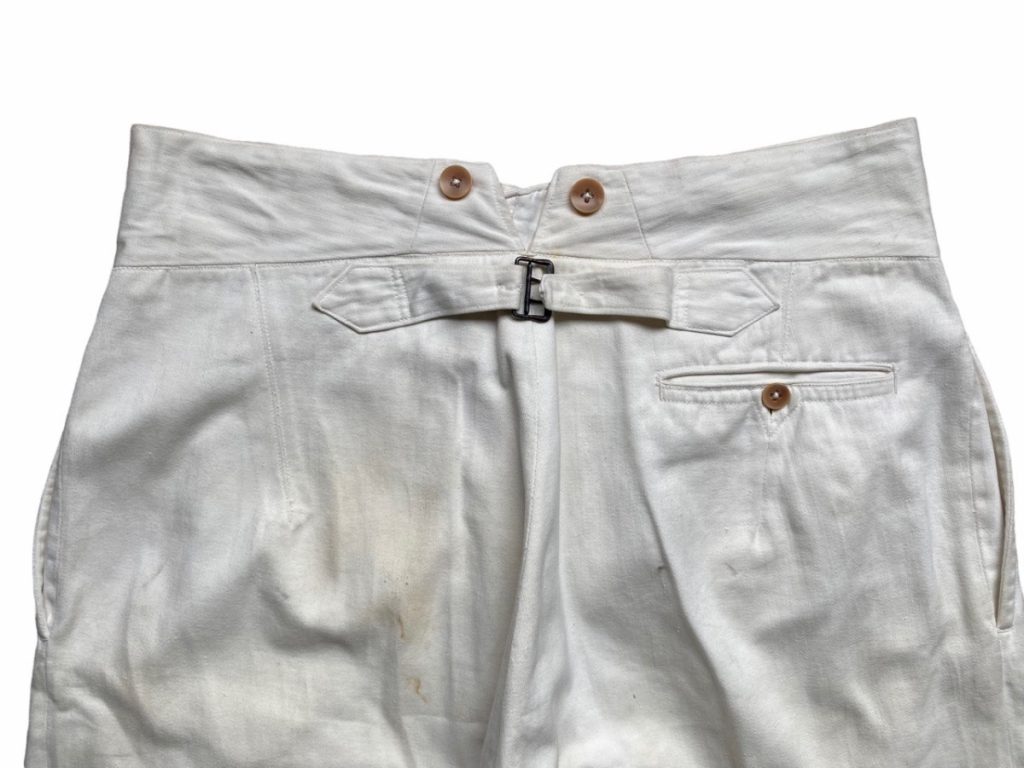 Original WWII German WH 'leutnant' summer uniform - Oorlogsspullen.nl ...