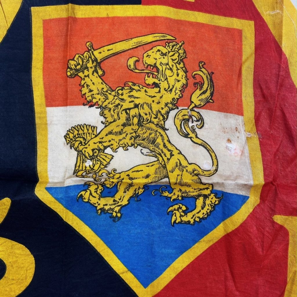 Original WWII Dutch NSB flag emblem - Oorlogsspullen.nl - Militaria shop