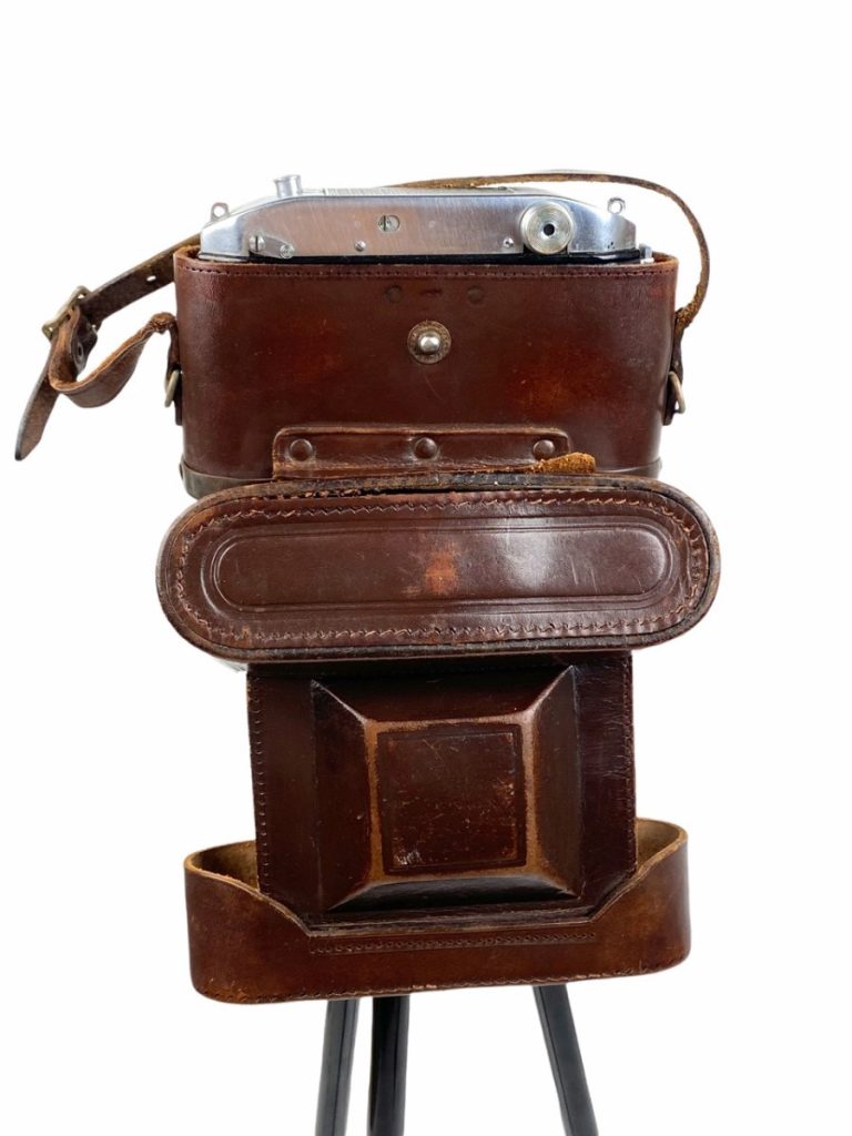 Original WWII German 'Welta Weltini' camera with tripod and cover ...