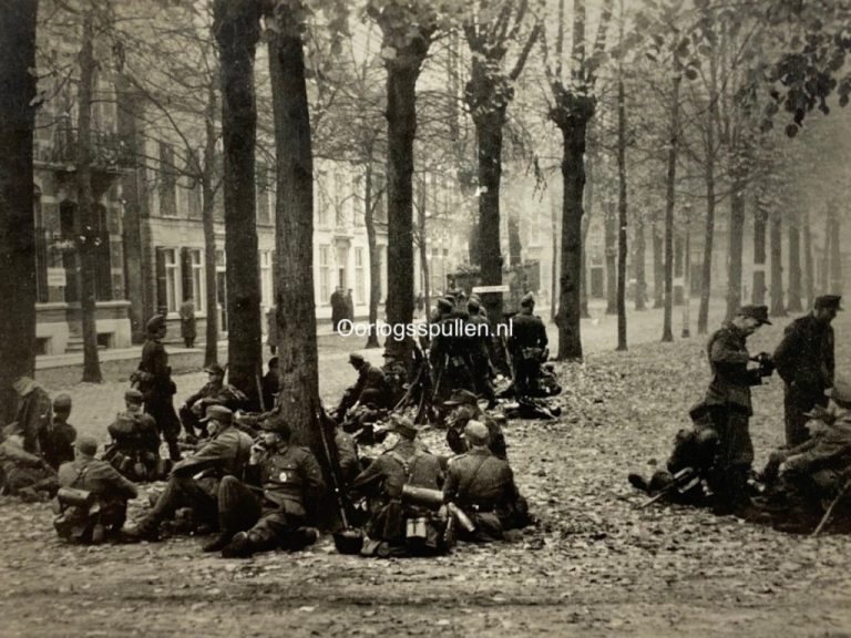 Original WWII Dutch photo - German soldiers in Oosterhout 1944 ...