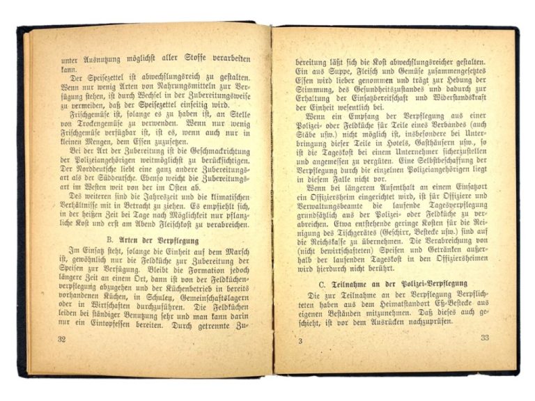 Original WWII German Polizei manual 'Leitfaden' - Oorlogsspullen.nl ...