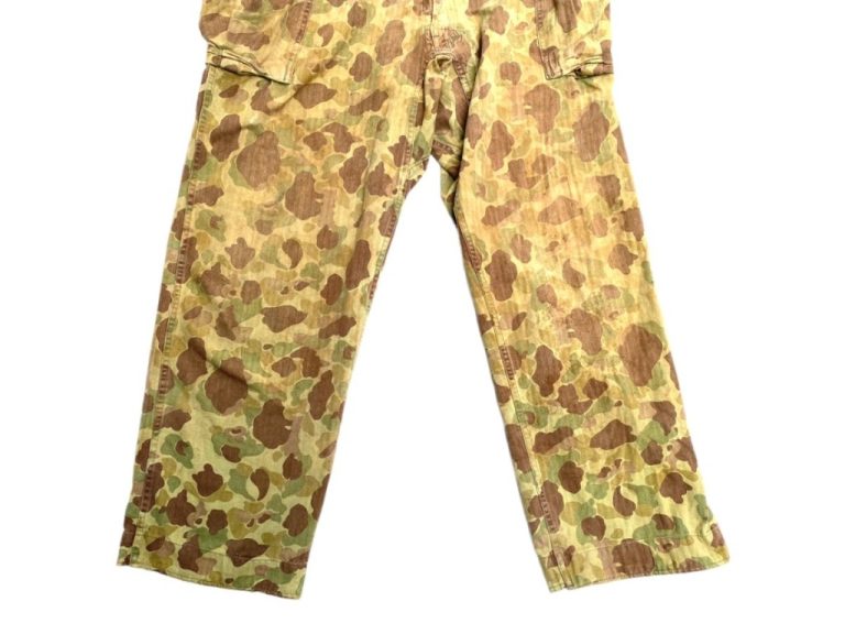 Original WWII USMC frogskin camouflage coverall - Oorlogsspullen.nl ...