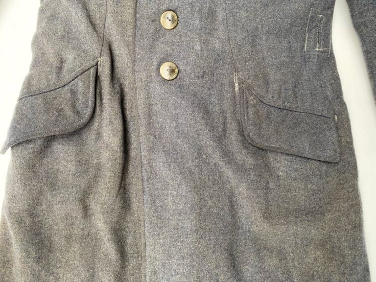 Original WWII German Luftwaffe HJ Flakhelfer jacket - Oorlogsspullen.nl ...