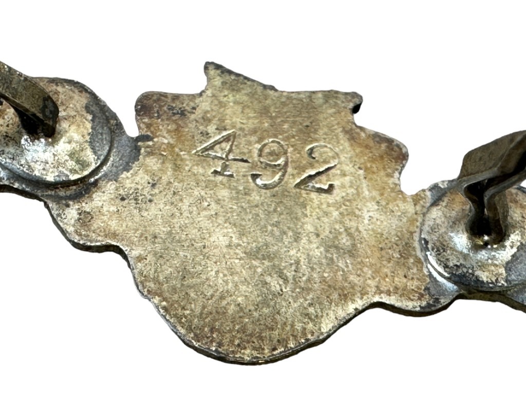 Original WWII DNSAP enameled ‘Storm Afdeling’ cap badge ...